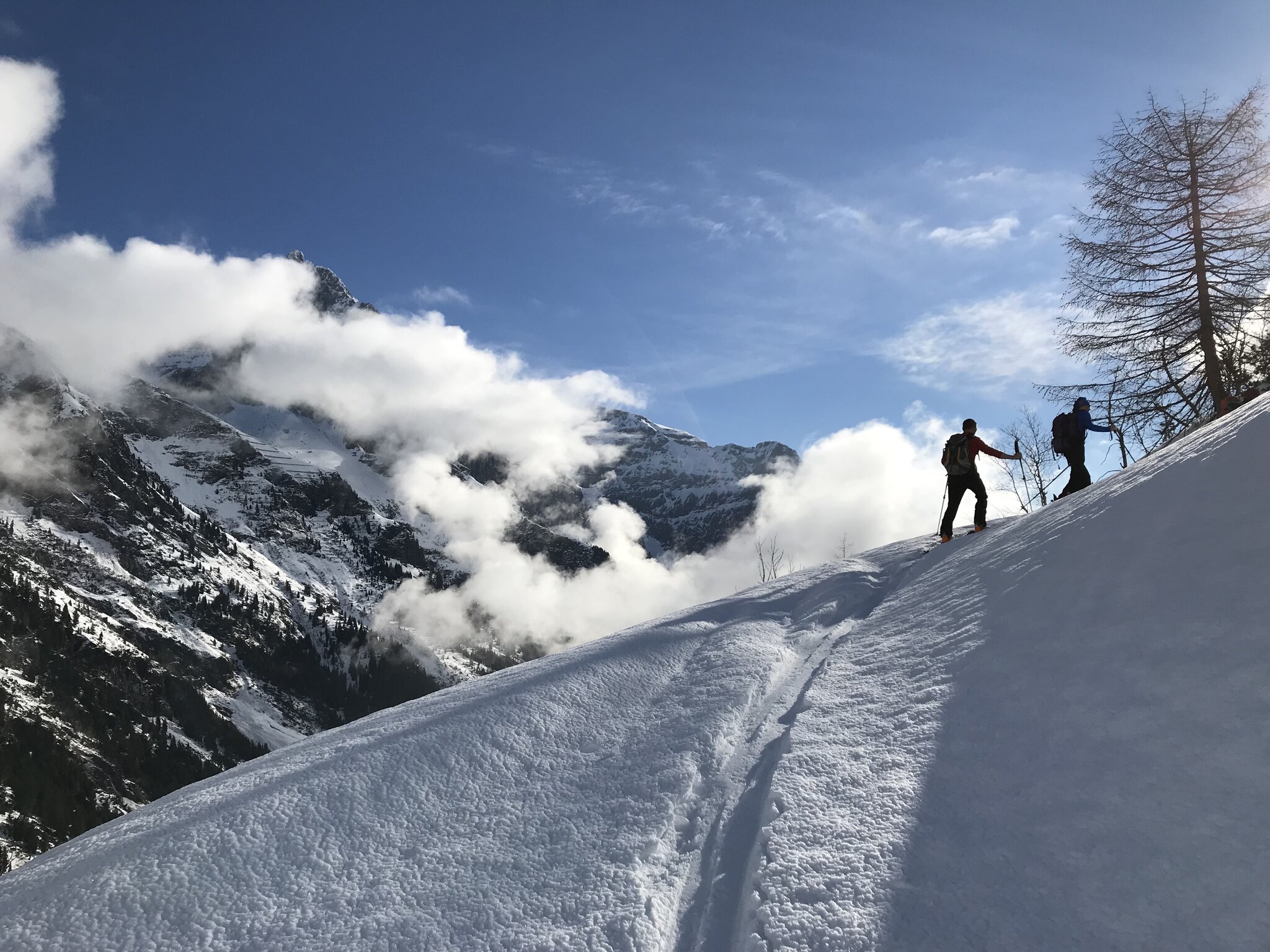 Ein neues Buch von Elmar Simma: Der Ausblick nach einem Anstieg - Tirol ...