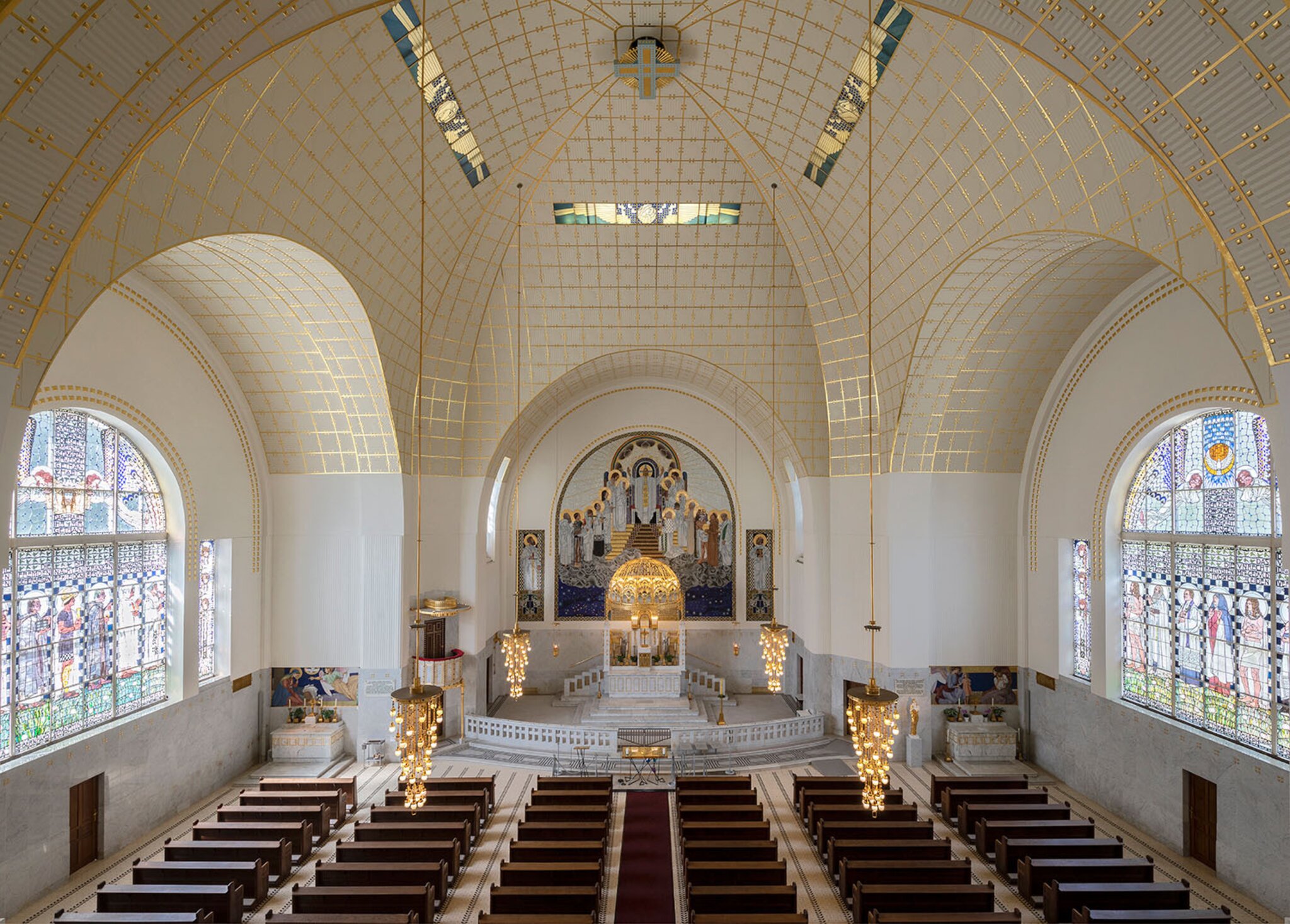 Die Kirche im Wandel der Zeit: Zwischen Tradition und Moderne ...