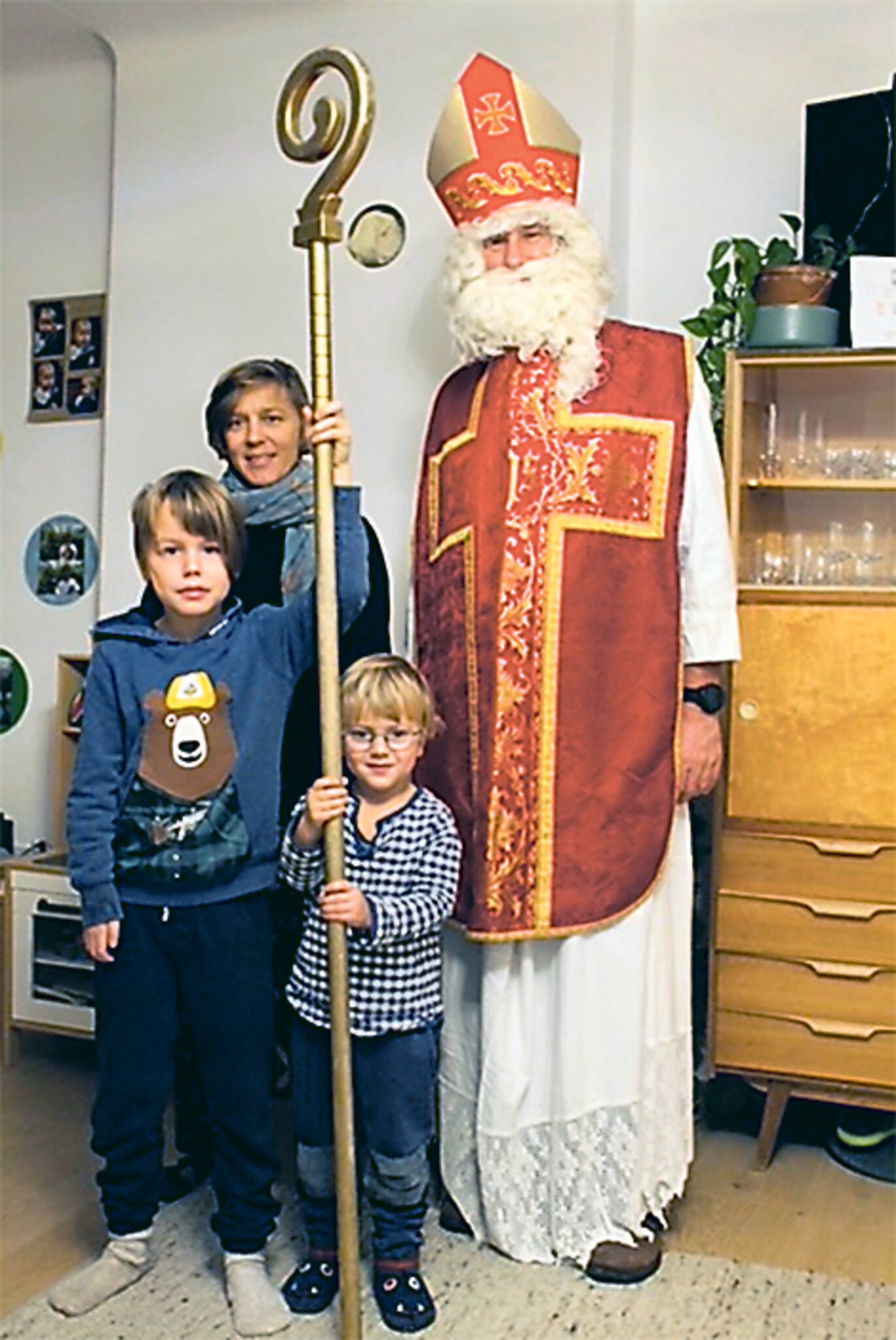 Nikolaus zu Hause: Der Nikolaus zeigt uns christliche Werte ...